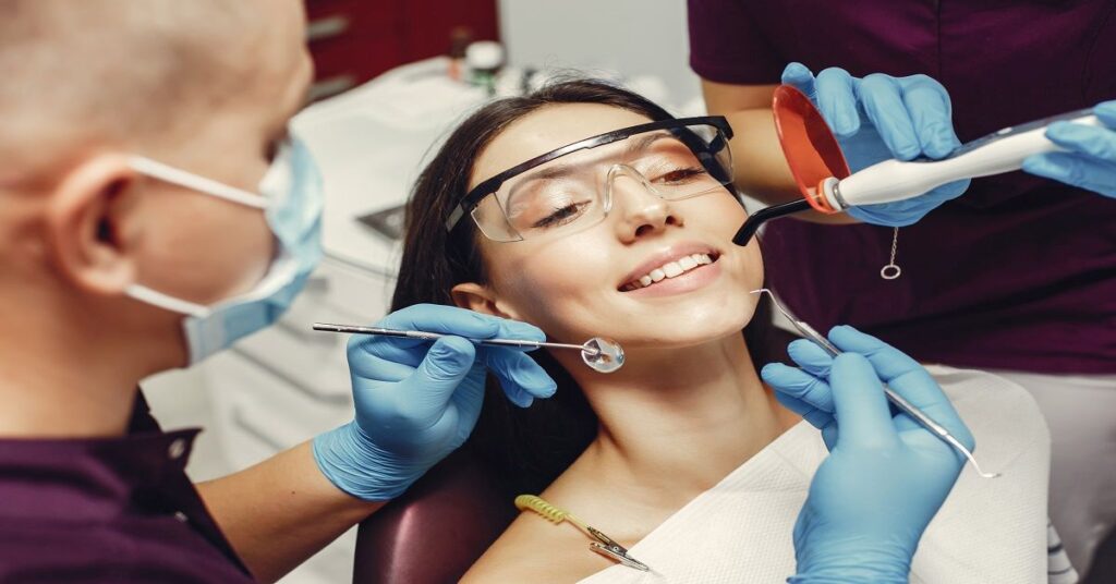 Dentist in Indore, Dental Clinic in Indore | Teeth Hub